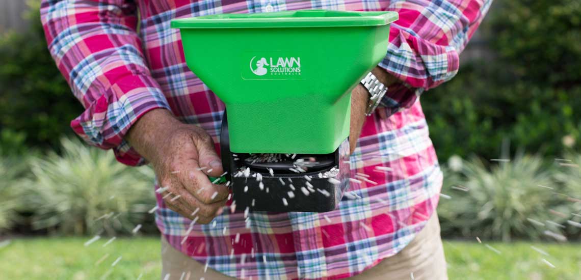 Fertilising Your Lawn - Active Turf Supplies